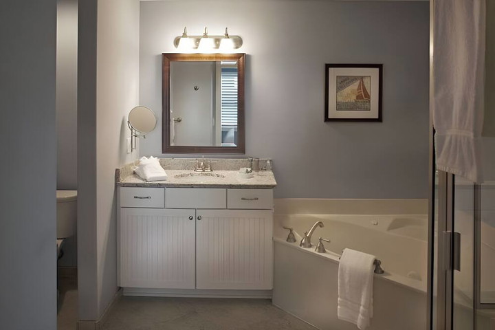 Sophisticated Hideaway Offering Serene Waterway Views & Peaceful Vibes - Hilton Head Island, SC