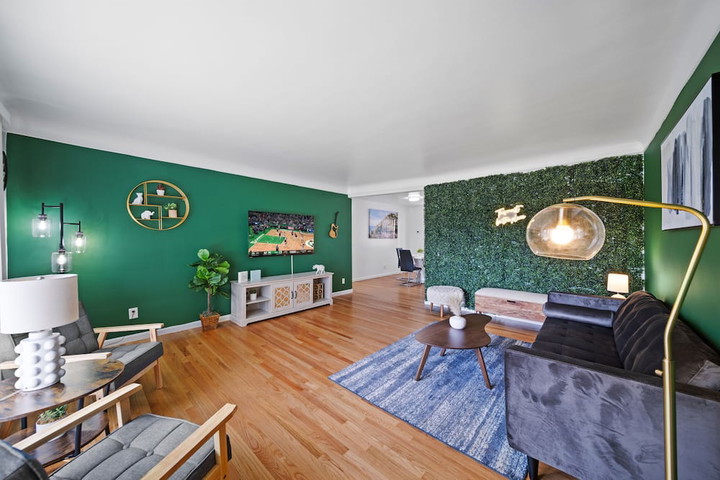 4-bed Sanctuary In Vibrant Birmingham - Birmingham, MI