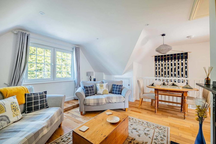 Comfortable Cottage With Decking In Castle Cary - Bruton