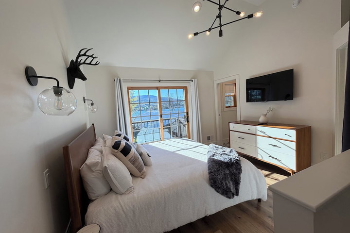Deluxe Lodge Lakefront On Lake George #12 - Lake George, NY