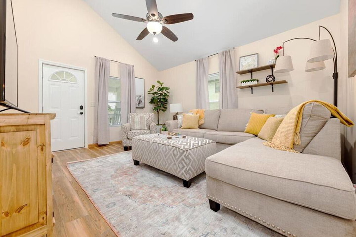 2br, 1ba Remodeled House In Gray Community - Johnson City, TN