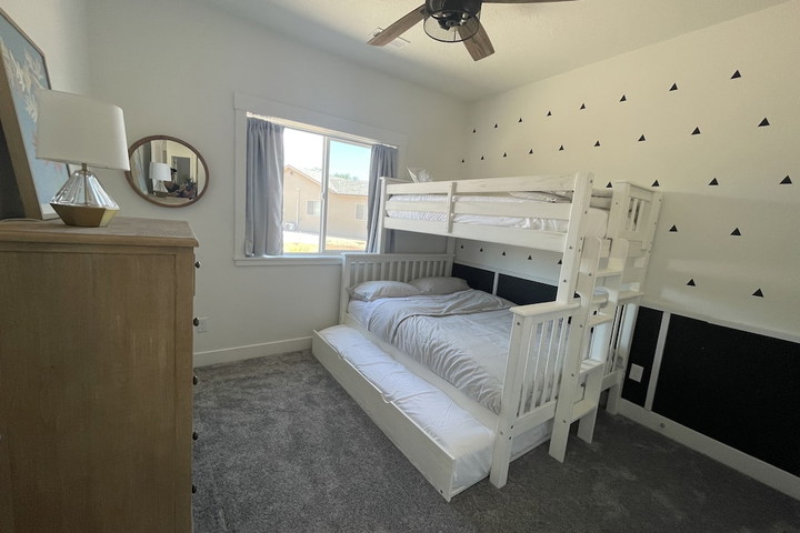 Perfect Family Friendly Home Base For Your Red Rock Adventures - Kanab, UT