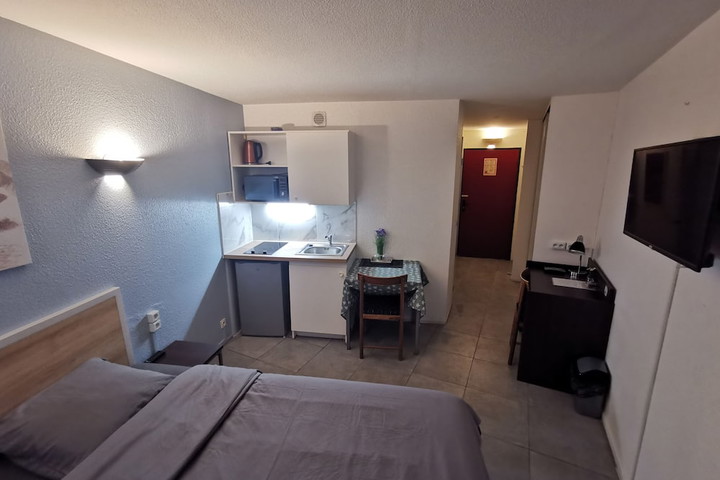 Apparthotel La Defense, Paris, France - Le Vésinet