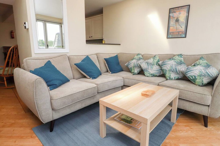 The Quarterdeck, Pet Friendly, With A Garden In Borth-y-gest - Harlech