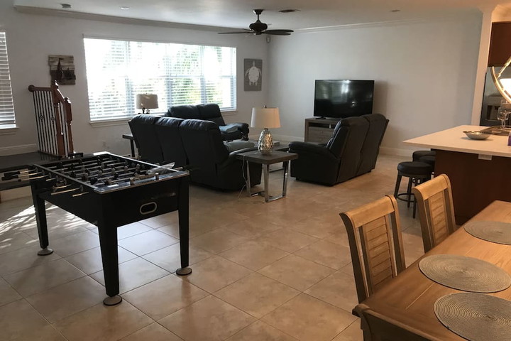 Casa En Fort Lauderdale Con Piscina Y Techo - Fort Lauderdale