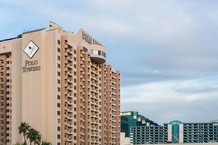 Polo Towers Suites, A Hilton Vacation Club - Las Vegas