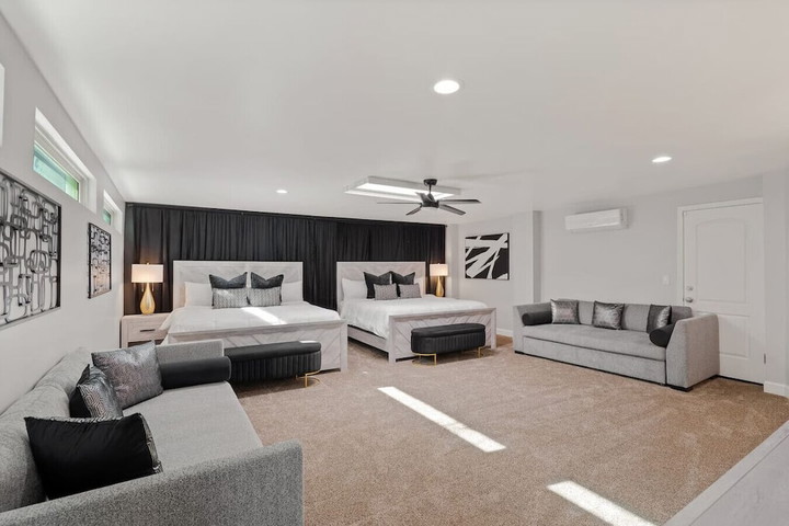 Mountain & City Views . Foothills . Heated Pool Spa Putt Putt Sleeps 24 - Sonora