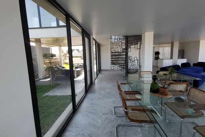 Magnifique Villa Vue Mer Avec Piscine, Terrasse Et Wifi - Plage de Kerlouan (Boutrouilles)