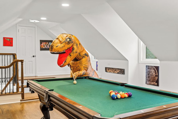 Estate 5br 3.5bath With Igloo, Game Rm, Fire Pit Sleeps 16- 5min Princeton Dwtn - Princeton, NJ