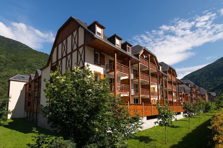 Bel Appartement Spacieux 6p | Accès Gym + Piscine - Bagnères-de-Luchon