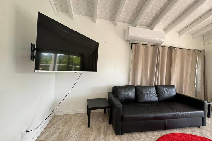 New Remodeled Modern 5 Bed Villa Balconies, Ocean Views Ac, Generator Wifi - Saint Thomas
