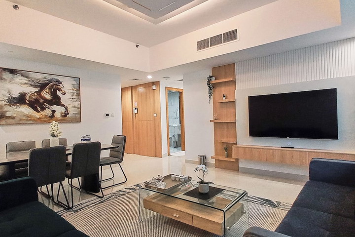 Royal Home Deluxe Apartments, Beach View, 5min To Corniche - Abu Dhabi