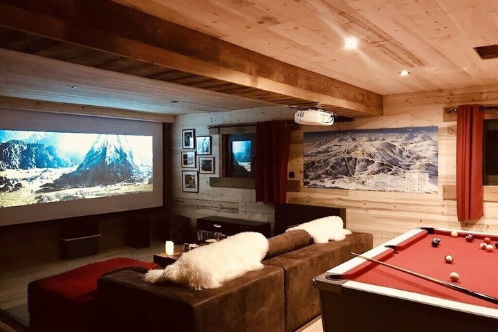 Chalet De Standing De 180m2 Aux Angles -Terrain-billard Salle Ciné - Les Angles