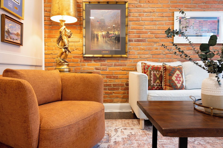 Spacious Fed Hill Home W/rooftop & 4 Parking Spots - Baltimore, MD