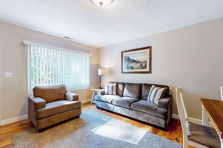 2br Peaceful Getaway With Patio & W&d - Near River - Happy Valley, OR