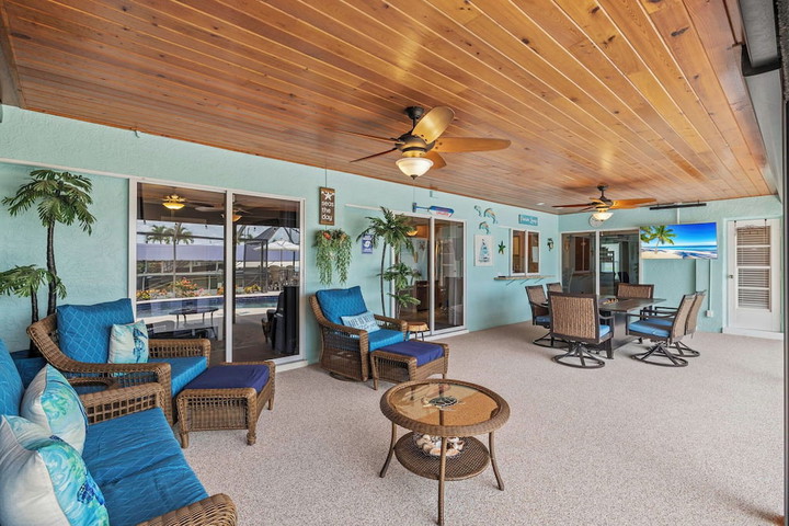 Sunny Cape Coral Pool Home - Cape Coral, FL