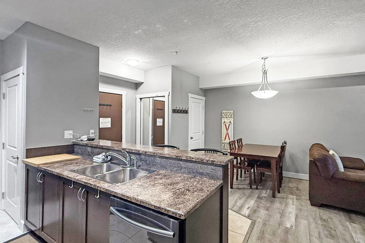 Ground-floor Silver Rock 1br W/ Hot Tub - Fernie