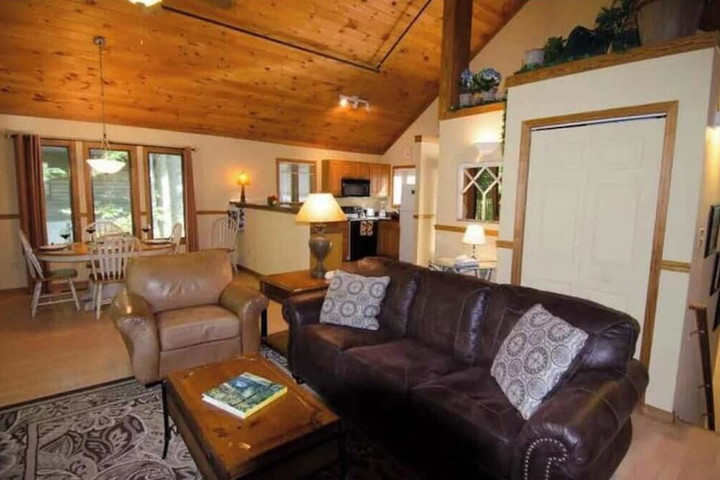 Golf, Mountains & Hot Tubs - Asheville's Ultimate Tournament Getaway - Asheville, NC