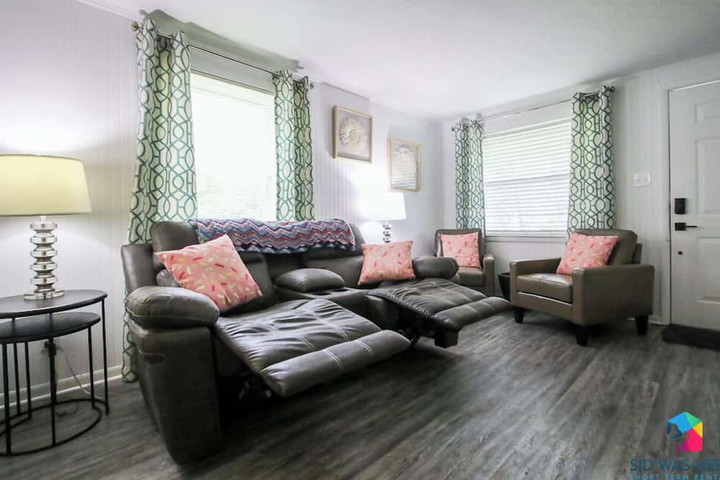Cake Bungalow Cozy Pet-friendly Getaway Near I-95 - Pooler, GA