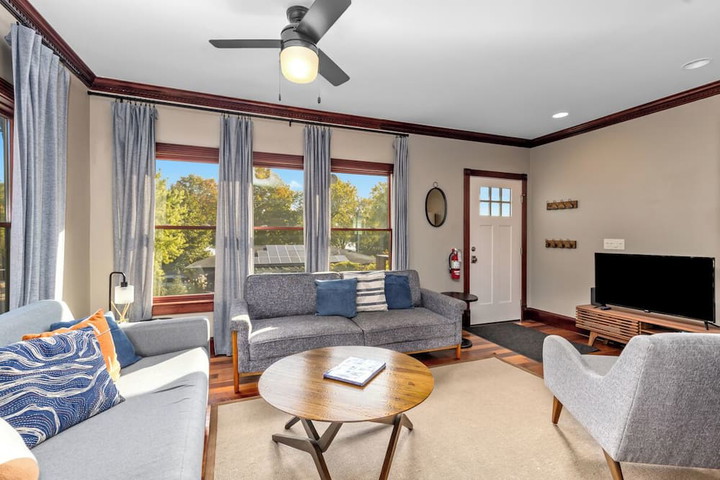 Lake View Condo - Walk To Saugatuck - Saugatuck, MI