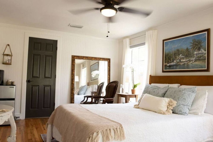 The Fairhope Bay Room - Fairhope, AL