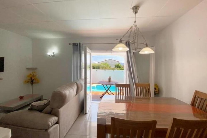 A Cosy Holiday Home With Air Conditioning Included - L'Escala