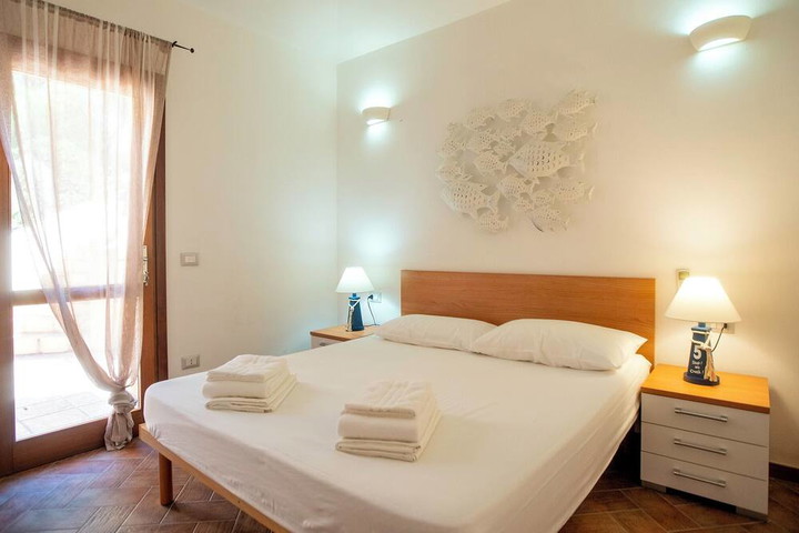 Sea-view Three-family Villa With Shared Private Pool - Costa Paradiso