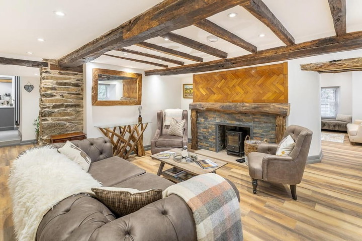 8 Bed In Windermere (Oc-lr103) - Bowness-on-Windermere
