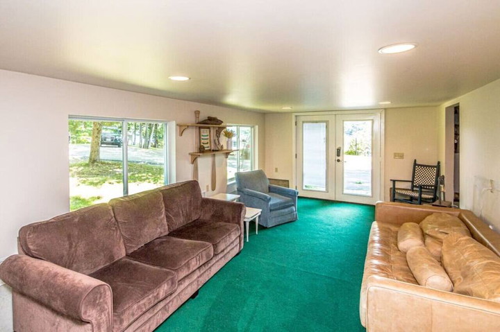 Sunapee Sunset Cottage | Grill | Fire Pit - Bradford, NH