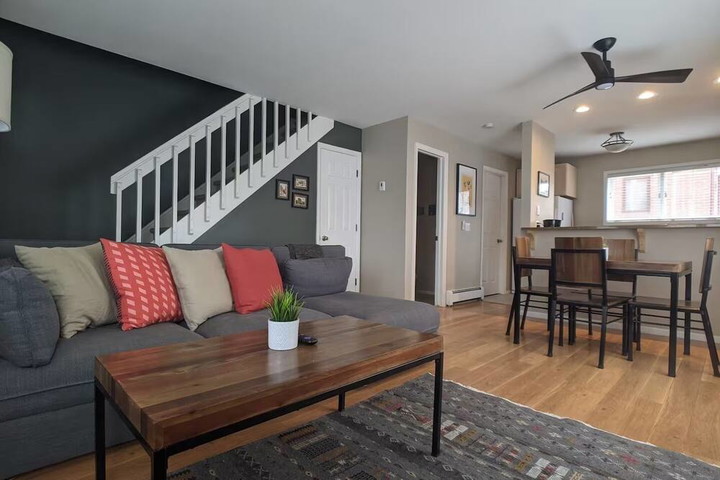 Downtown Creekside Retreat - Boulder, CO