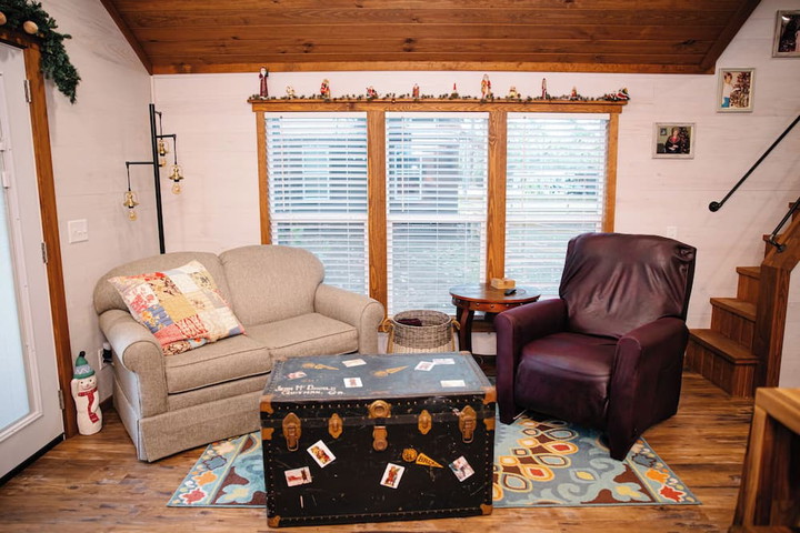Scrooge:  Cozy Tiny Cabin On Christmas Tree Farm In South Georgia. - Florida