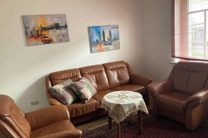 8 Min To The City, Apartment For Up To 8 People, 5 Rooms-100², 2 Bathrooms - Leipzig