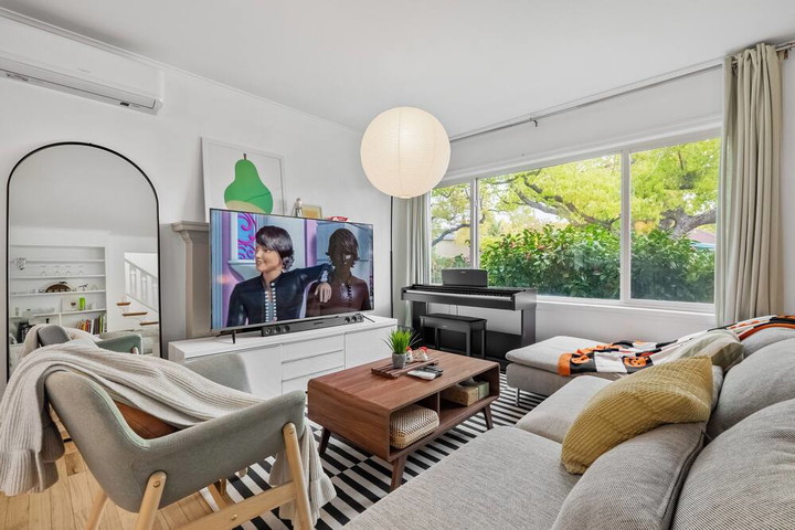 Charming 3-bedroom House With Ac, Wifi In Redwood City - Menlo Park, CA