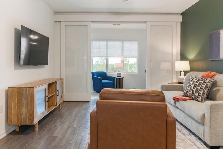 Landing | Stylish 2bd, Game Room, Clubhouse - Kelly Park, Apopka