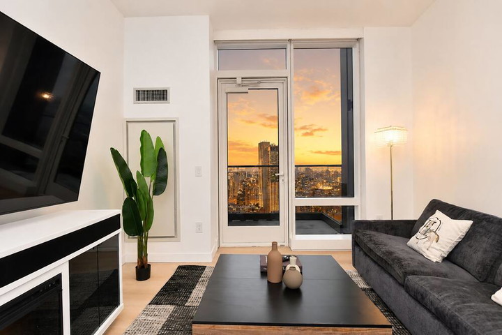 Ultra-luxury Penthouse 3br/2ba In Prime Downtown Manhattan - Secaucus, NJ