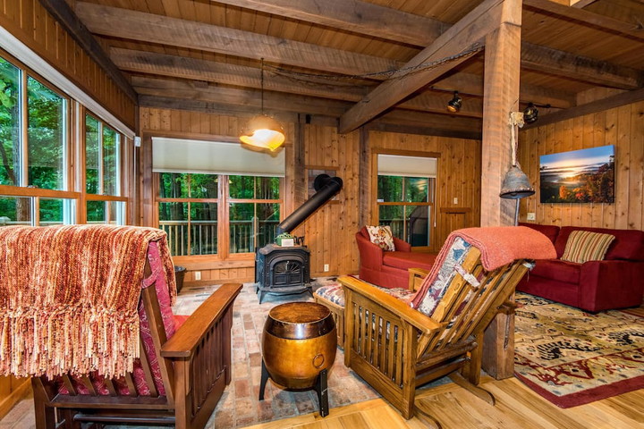 Stunning Hilltop Cabin | Panoramic Views, Pond & Hot Tub - Nashville, IN