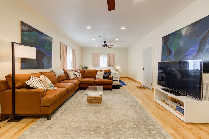 Private Apartment With Pool, 5 Min To Downtown - Tulsa, OK