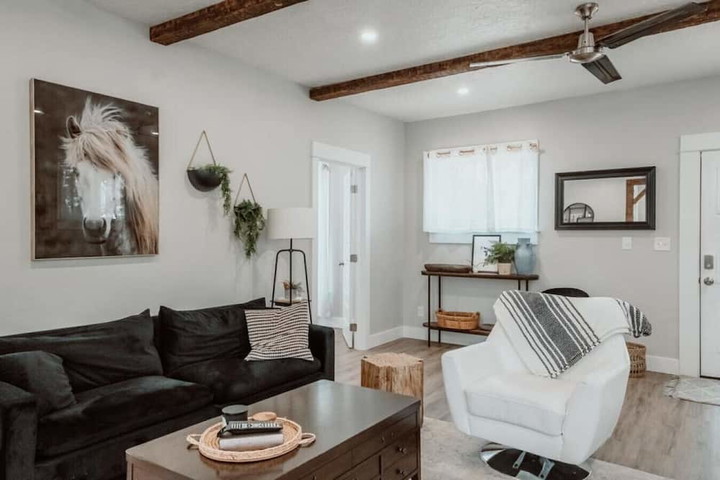 Stay Next Door To Osu Campus In A Beautifully Renovated Home - Corvallis, OR