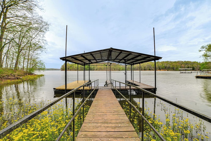 Lake Barkley Fishing Getaway W/ Private Dock! - Cadiz, KY