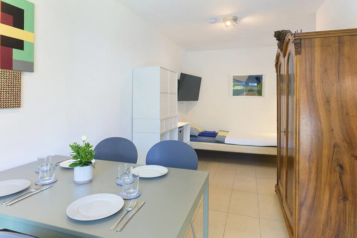 Holiday Home 'Belvedere-remise' With Private Terrace, Shared Garden And Wi-fi - Weimar