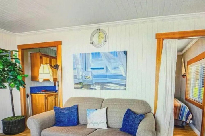 Historic Oceanfront Cottage In Charming Nye Beach - Oregón