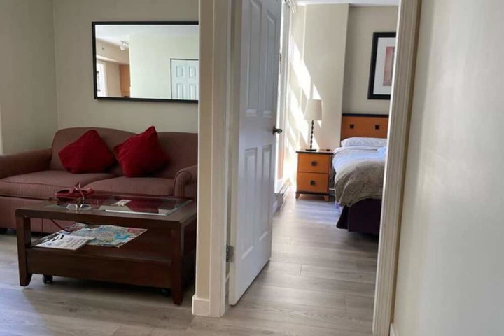 1br+den, Free Parking, Steps To Seawall - Vancouver
