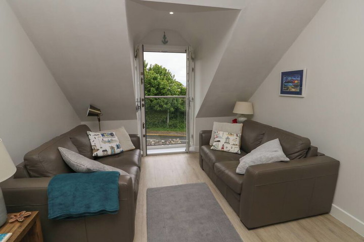 Sandy Bay Retreat, Pet Friendly, Country Holiday Cottage In Benllech - Moelfre