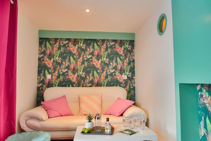 Berghütte-caraibes-komfort-barrierefreies Badezimmer-kein Fenster - Pays de la Loire