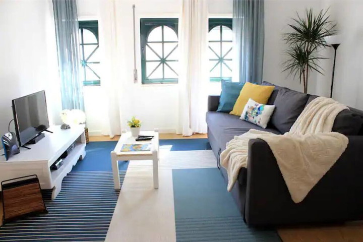 Lovely Apartment In The Center Of Aveiro - 