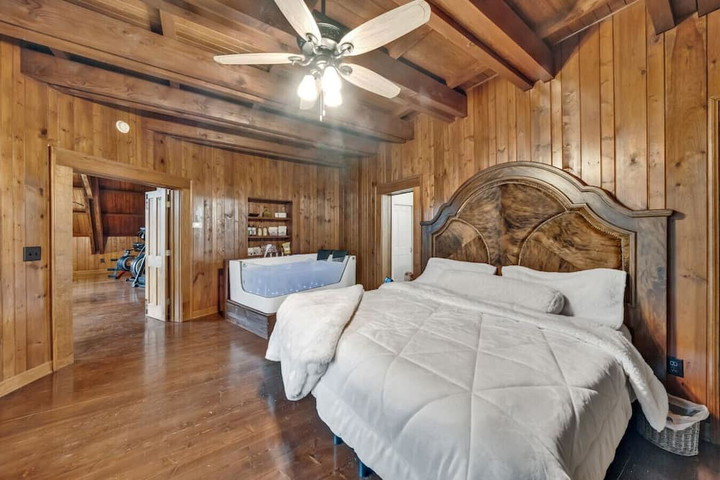 Lake Lanier Castle/your Own Private Resort - Gainesville, GA