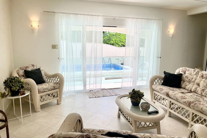 Family-friendly 3br Villa Apartment W/ Pool Steps To Surf & Ocean - Barbados