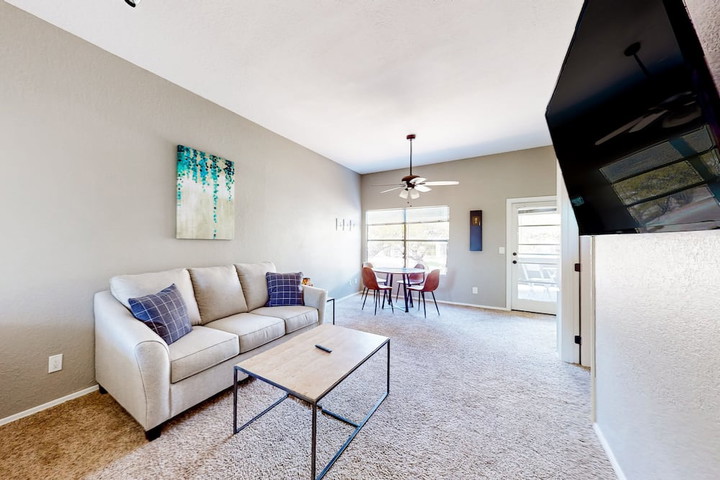 Dog-friendly Condo With On-site Pool, Hot Tub, 24-hr Gym, & Bbqs - Mount Lemmon, AZ