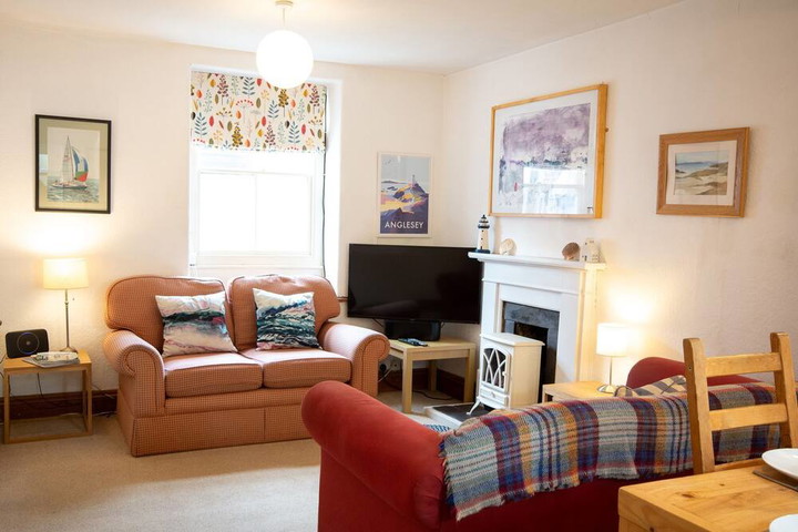 26 Rosemary Lane - Sleeps 5 Guests In 3 Bedrooms - Bangor