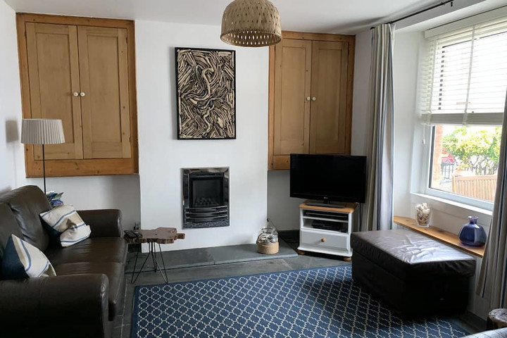 Modernised Traditional Cottage, Sleeps 5,short Walk To Beaches, Town, Amenities - Tenby